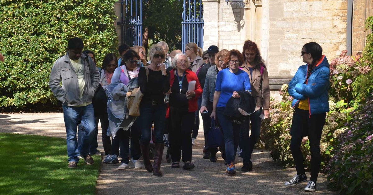 Our Guides - Oxford Tour Guides