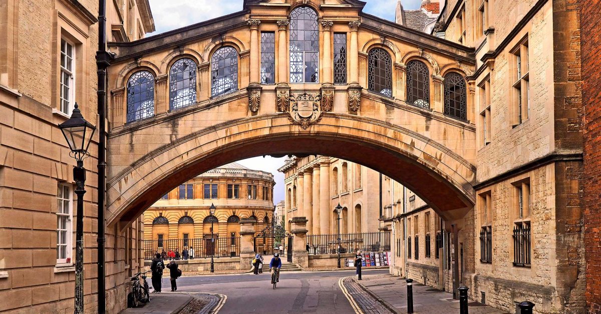 General Tours - Oxford Tour Guides